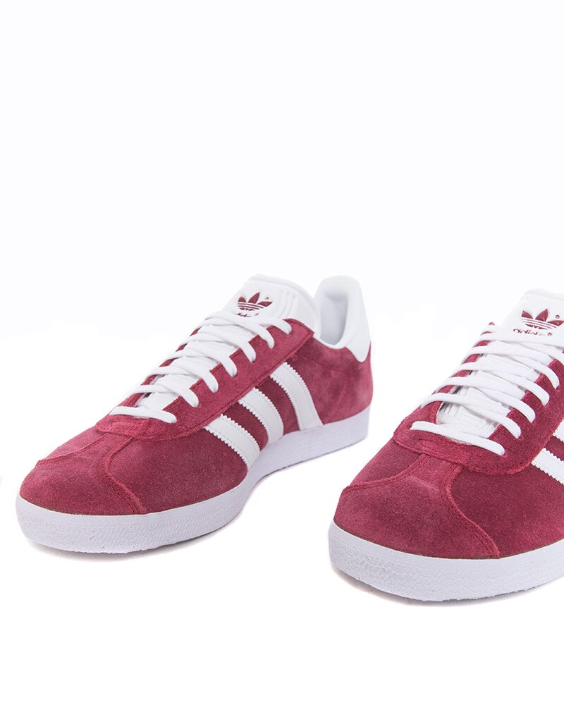 adidas Originals Gazelle | B41645 | Röd | Sneakers | Skor | Footish