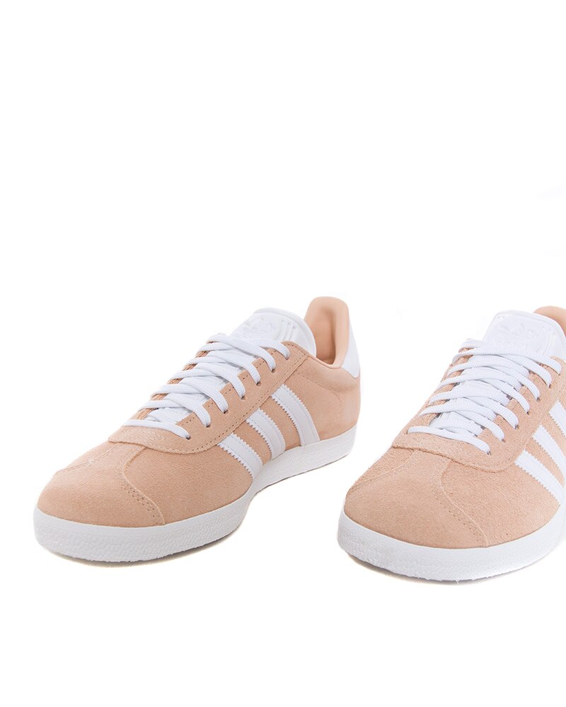 adidas Originals Gazelle W | ID7006 | Rosa | Sneakers | Skor | Footish