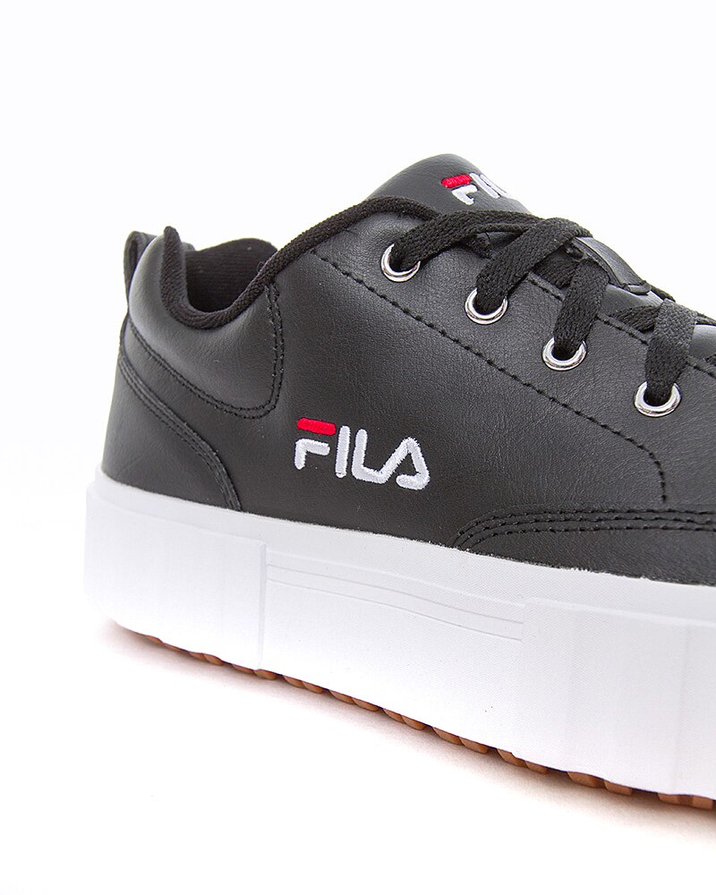 FILA Wmns Sandblast Leather Low | 1011035-25Y | Svart | Sneakers | Skor ...