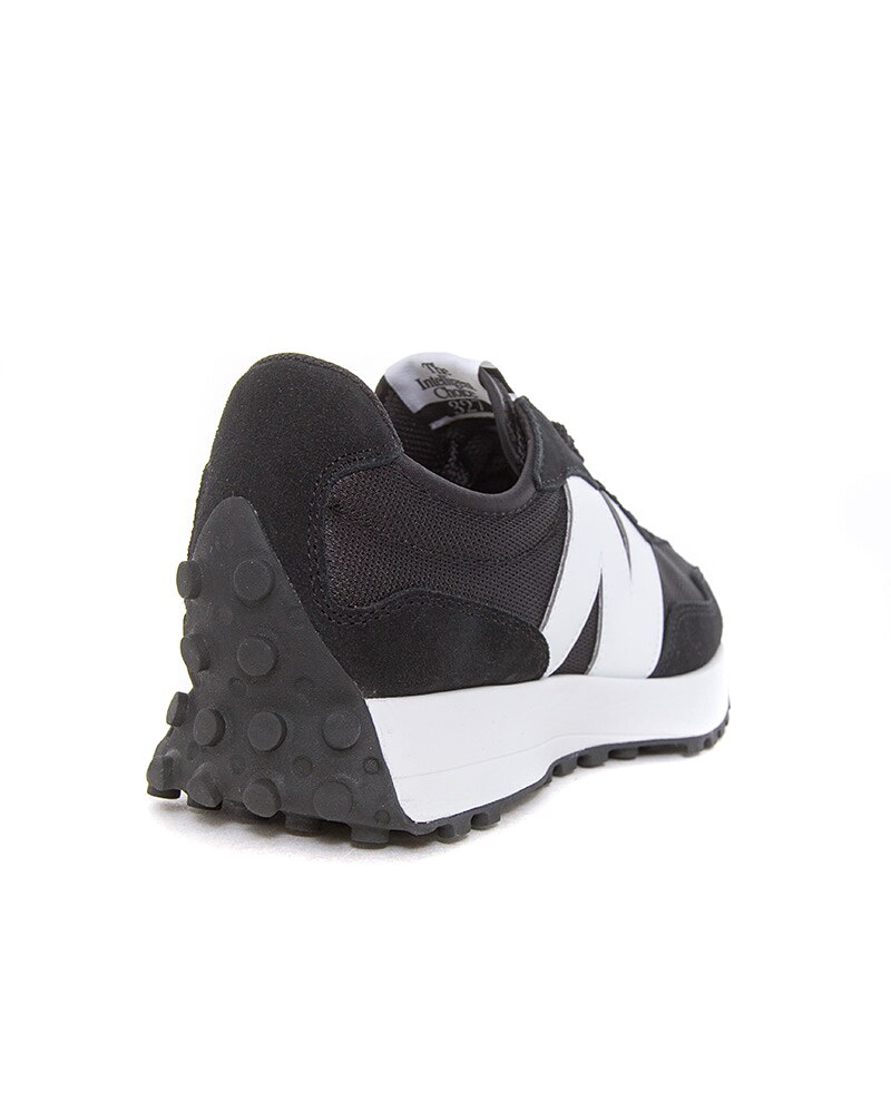 New Balance MS327CBW | MS327CBW | Svart | Sneakers | Skor | Footish