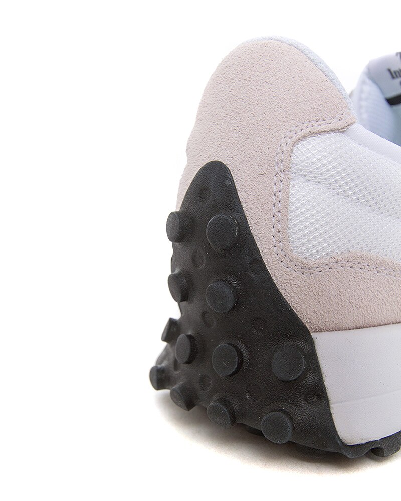 New Balance MS327CWB | MS327CWB | Vit | Sneakers | Skor | Footish
