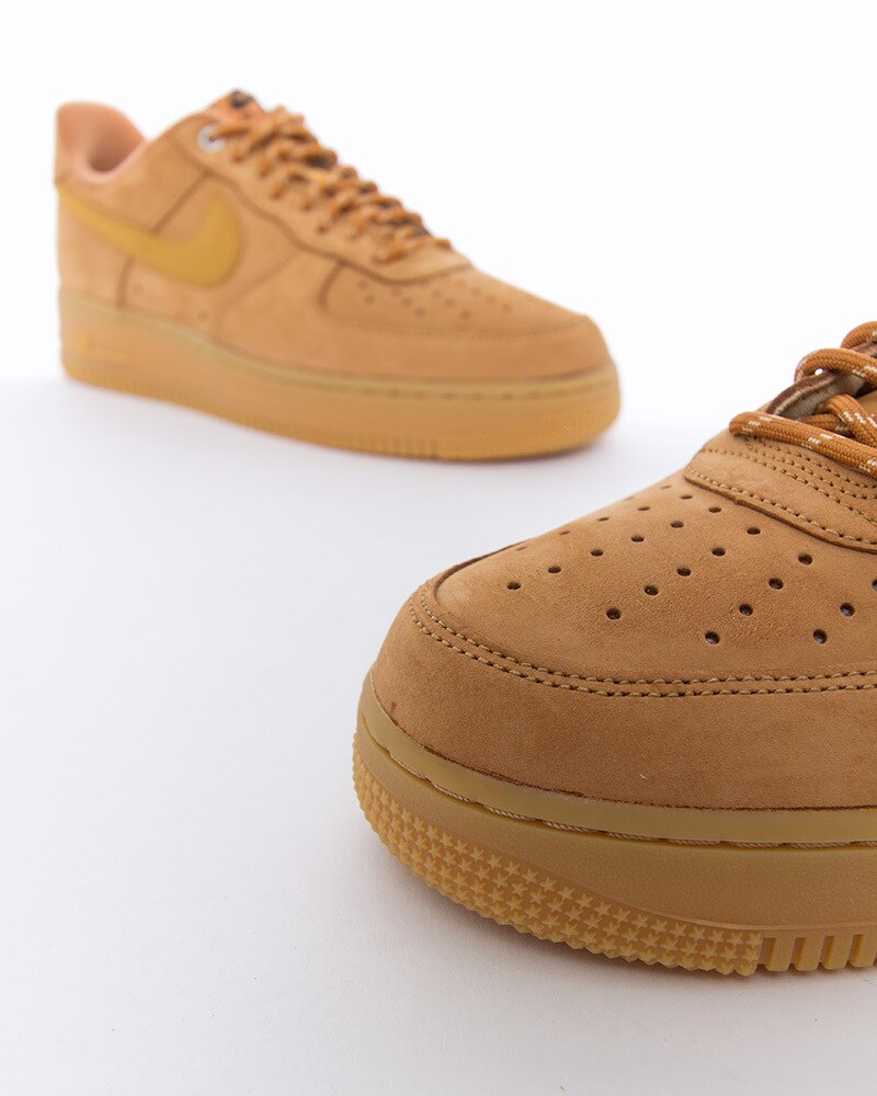 Nike Air Force 1 07 WB | CJ9179-200 | Brun | Sneakers | Skor | Footish
