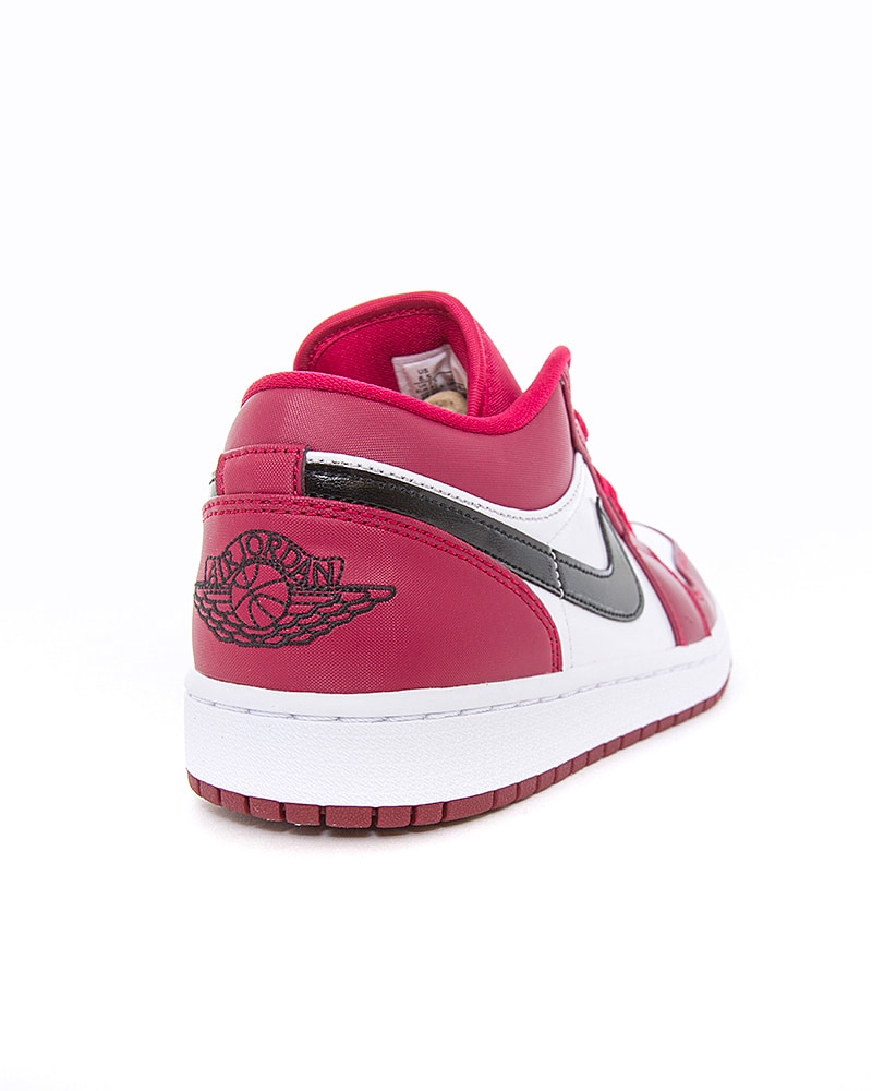 Nike Air Jordan 1 Low | 553558-604 | Röd | Sneakers | Skor | Footish