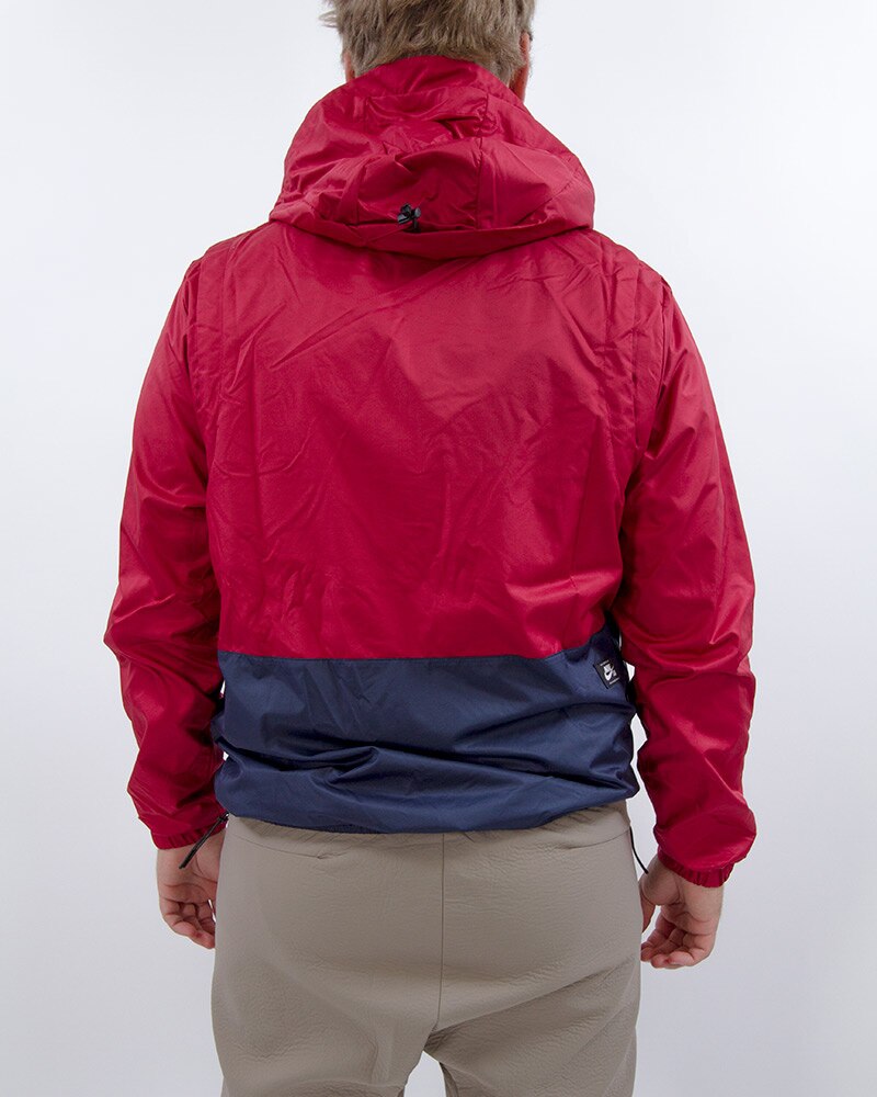 Nike SB Shield Jacket - 938015-618 - Röd - Footish: If you´re into sneakers