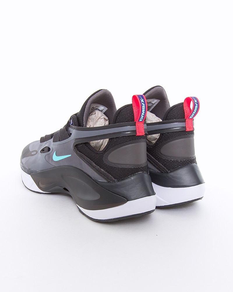 Nike Signal D/MS/X | AT5303-005 | Svart | Sneakers | Skor | Footish