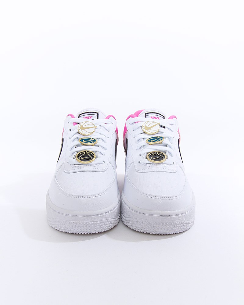 Nike Wmns Air Force 1 07 SE | AA0287-107 | White | Sneakers | Skor ...