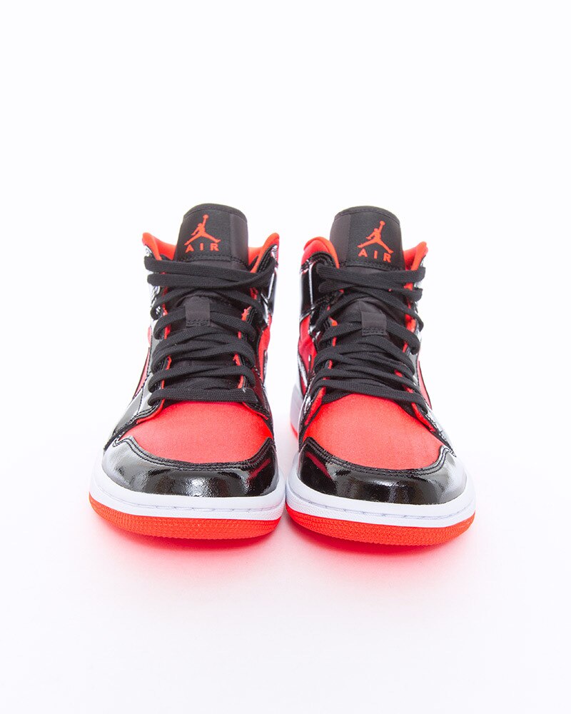 Nike Wmns Air Jordan 1 Mid | BQ6472-600 | Röd | Sneakers | Skor | Footish