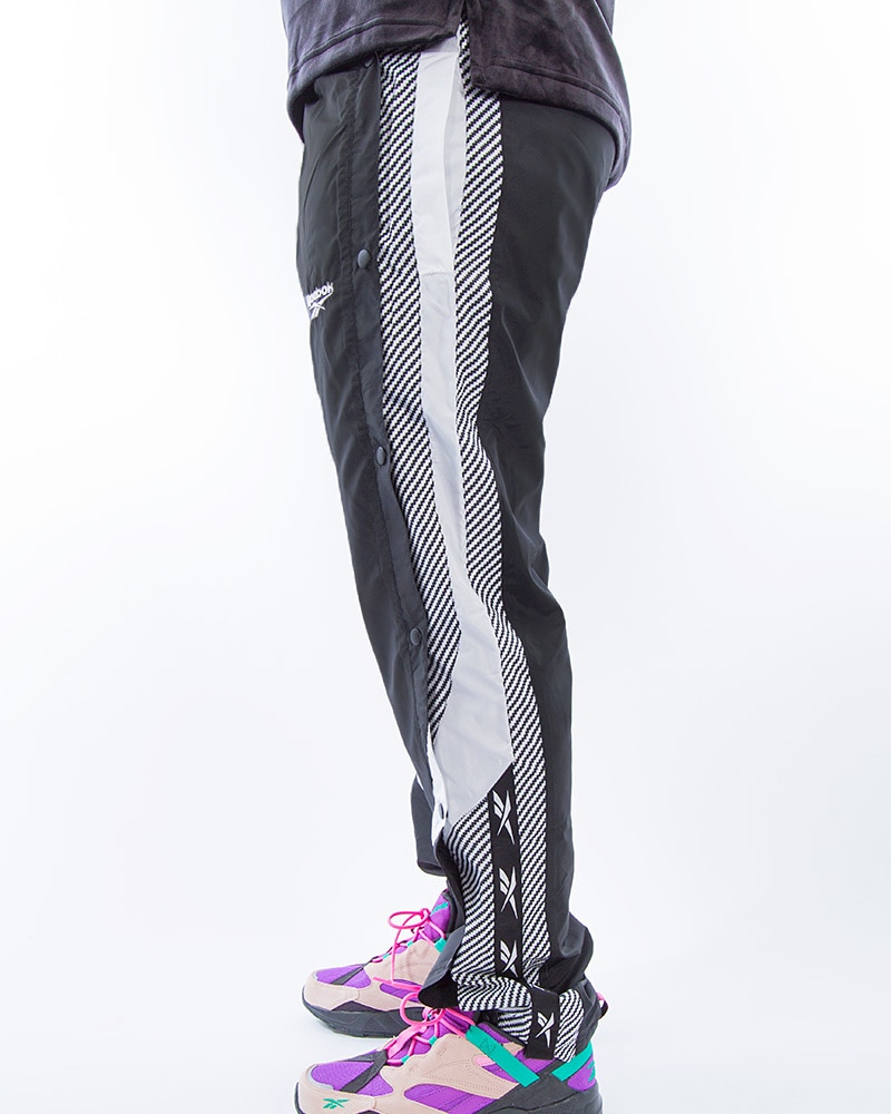 Reebok Classics Vector Pants | EC4626 | Black | Kläder | Footish